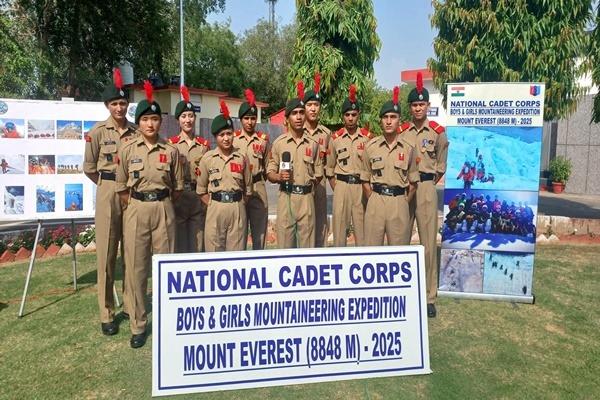 NCC Mount Everest Expedition Team warmly welcomed after achieving 100% ...